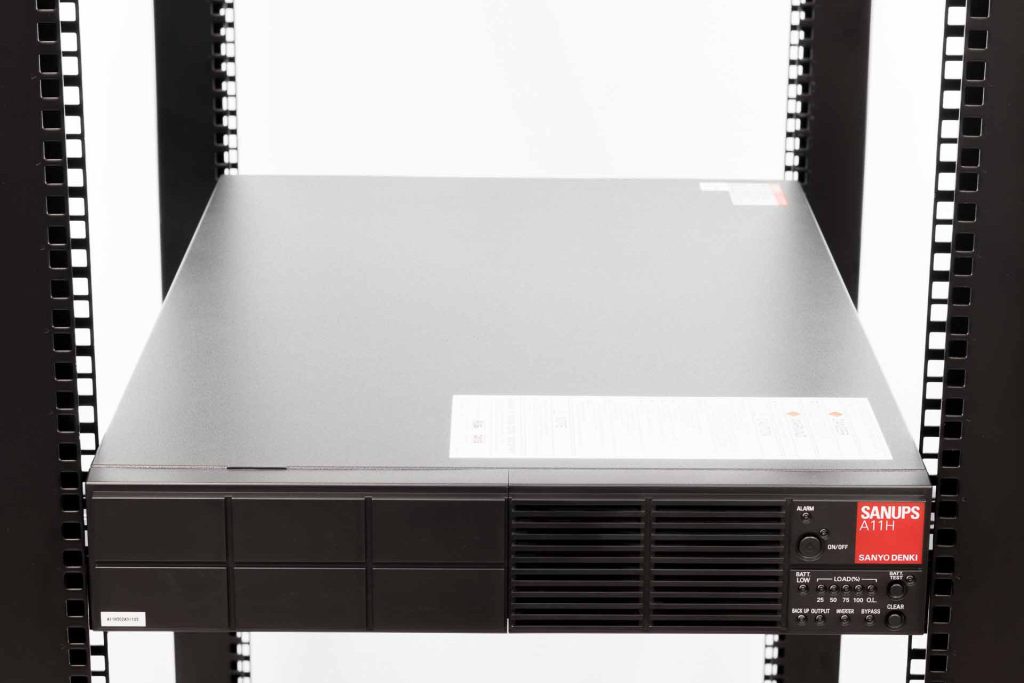 A11H Online UPS Rack 3000VA with Remote switch, AUX | SANUPS by SANYO DENKI